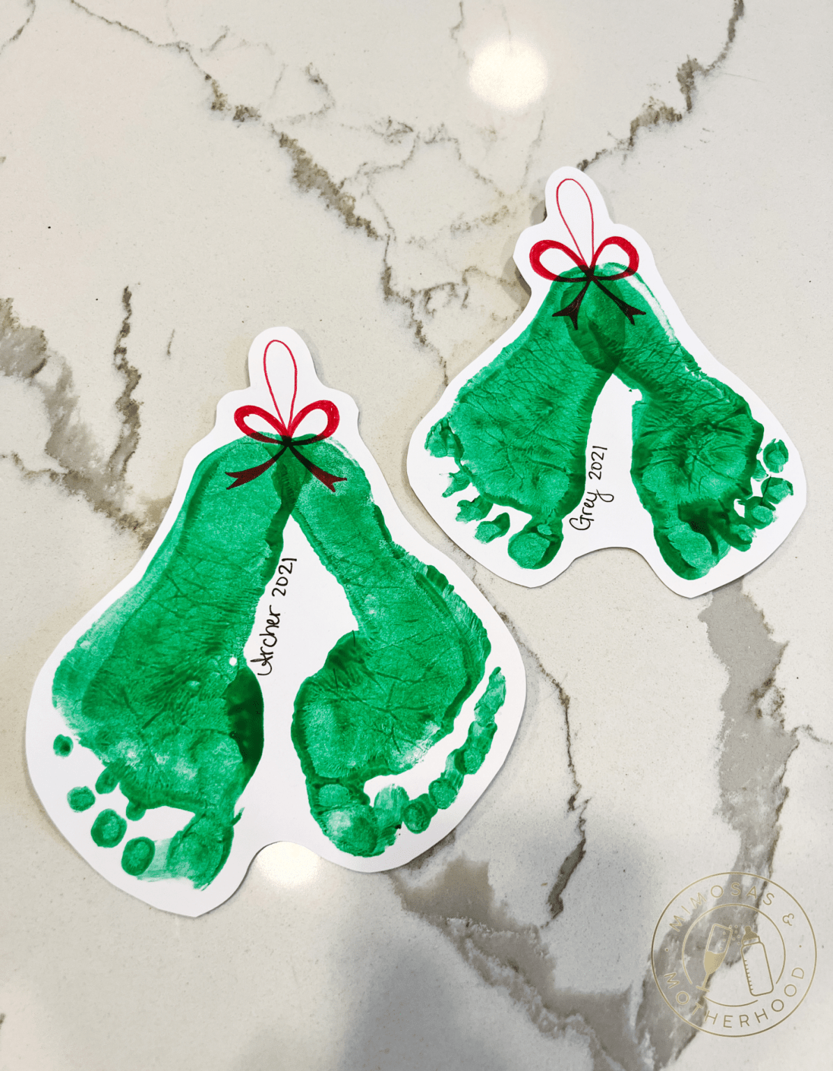 Mistletoes Easy Christmas Footprint Craft (Great Baby’s First Christmas ...