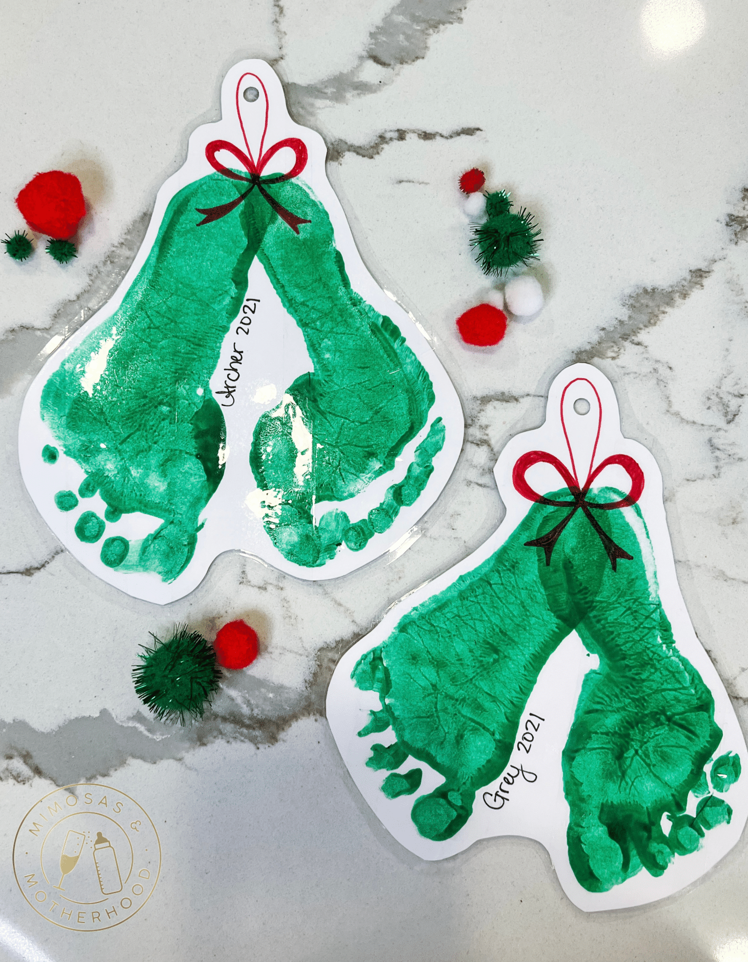 Mistletoes Easy Christmas Footprint Craft (Great Baby’s First Christmas ...